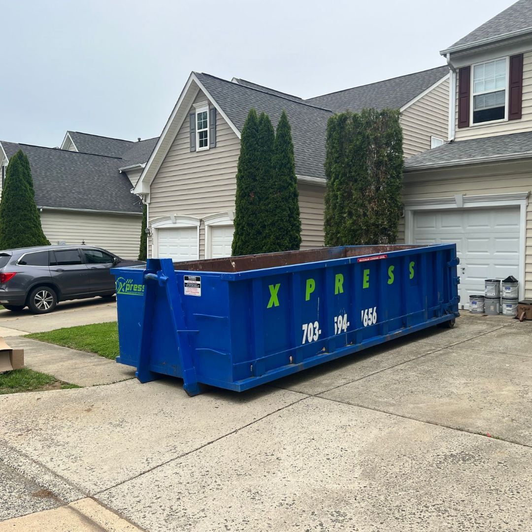 Efficient & Reliable Roll-Off Dumpster Rentals | Xpress Dumpster Rentals