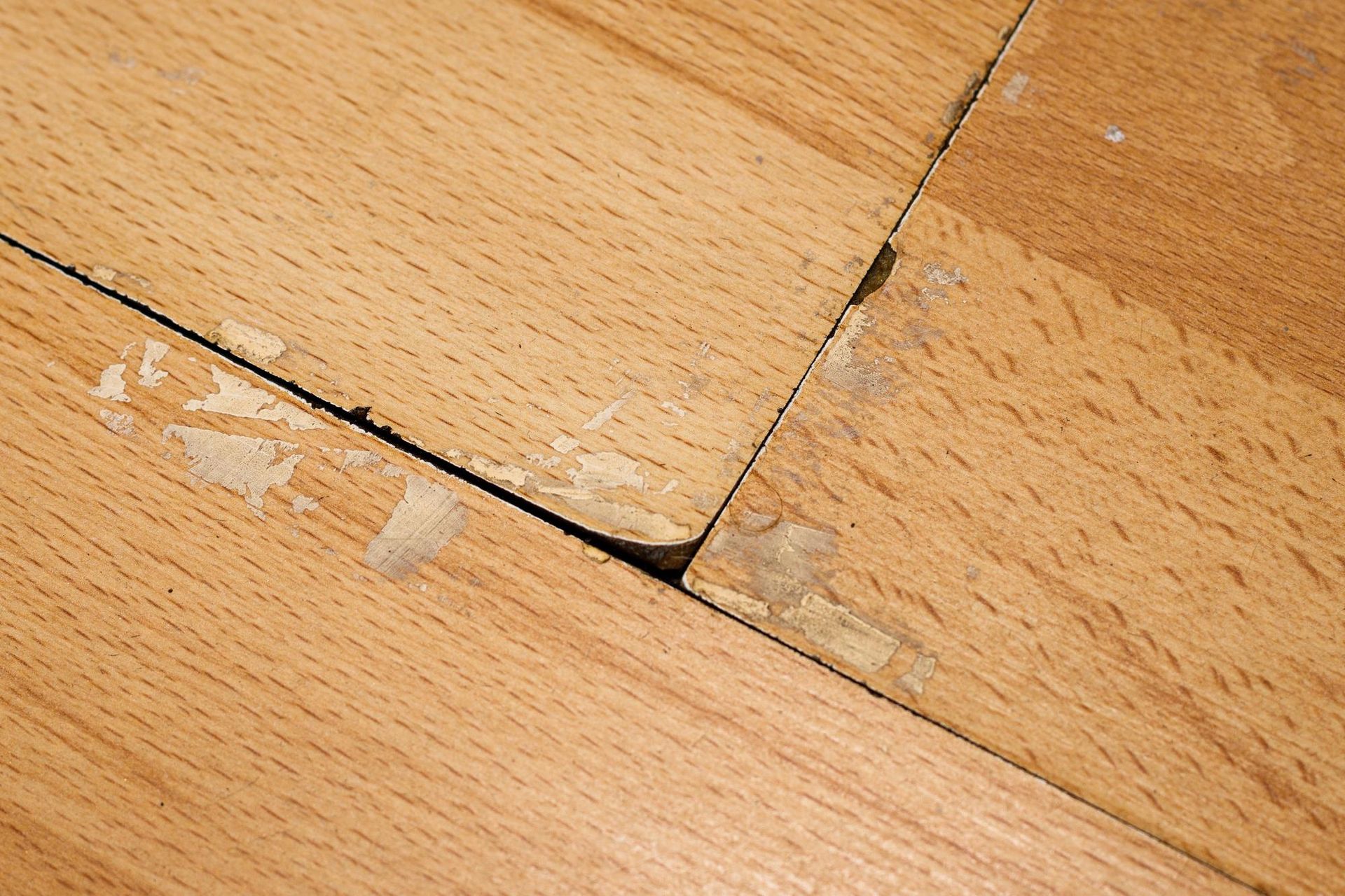 10 Red Flags: How to Spot Poor Hardwood Floor Installation