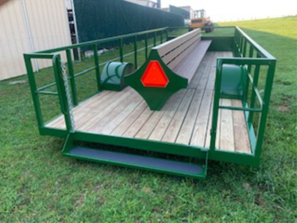 Livestock Equipment | Farm Wagon | Stoltzfus Manufacturing
