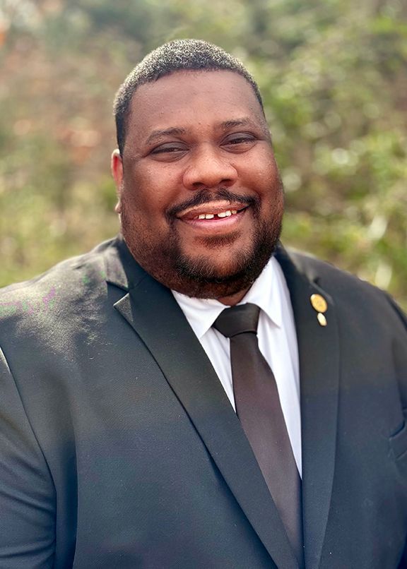 Alfredo Robles's Instagram, Twitter & Facebook on IDCrawl