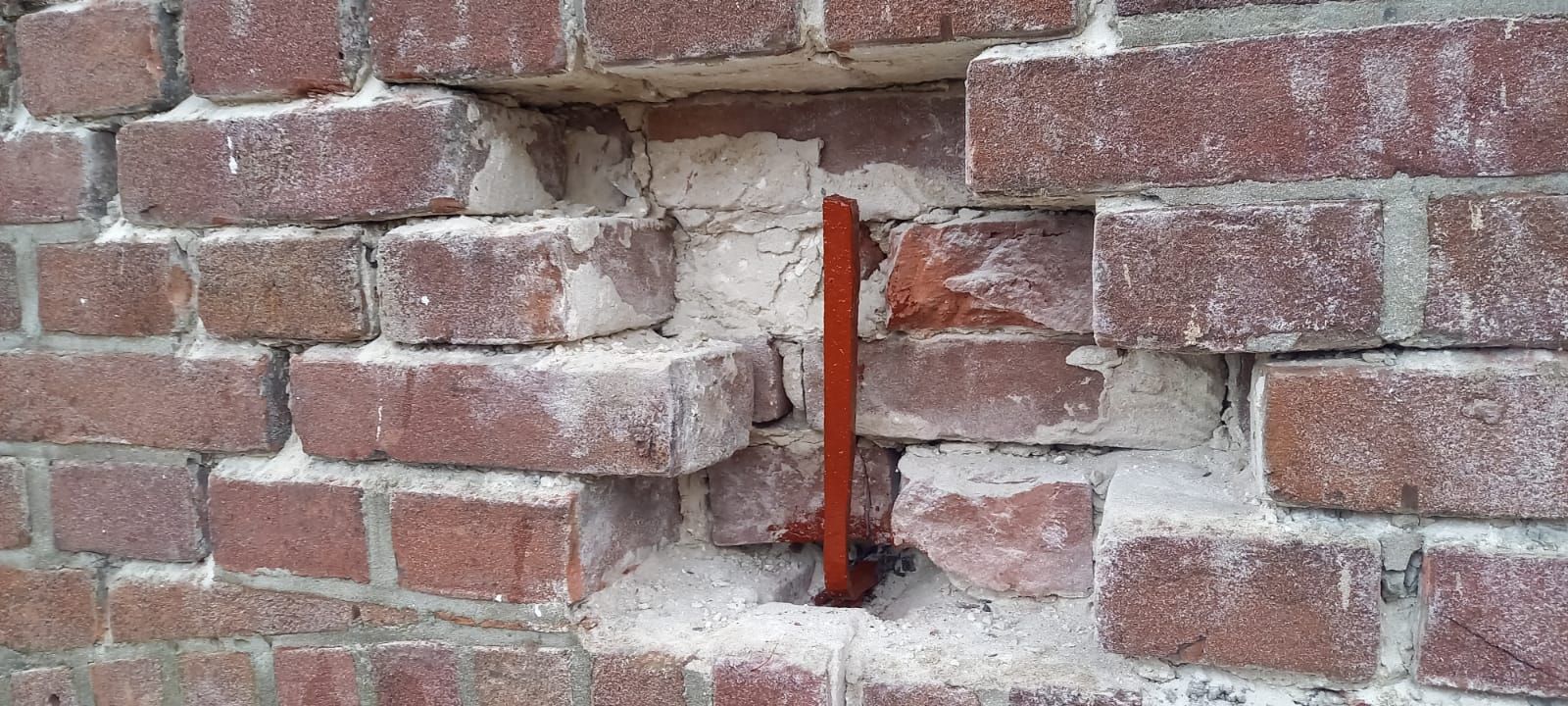 3 manieren om scheuren in beton te repareren | Schouten betonreparatie