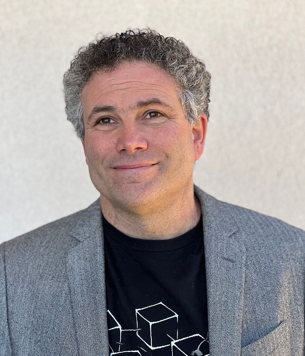 Augmented Reality in 6 Historical Figures - no, Tom Cruise isn't one of ...