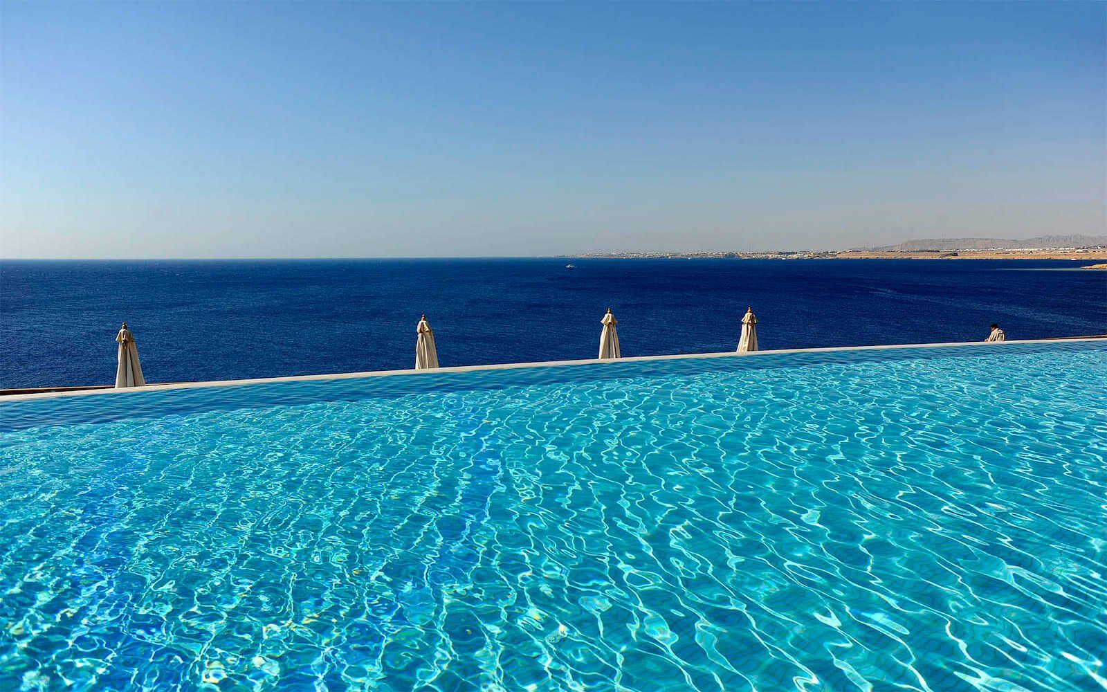 REEF OASIS BLUE BAY RESORT & SPA