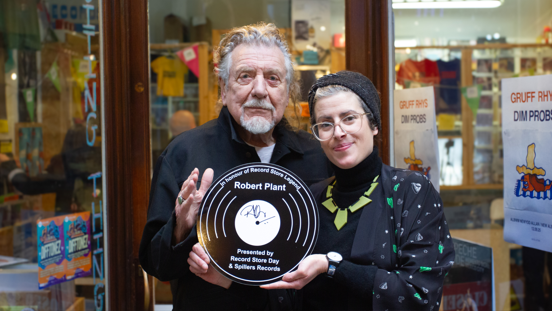 ROBERT PLANT HONOURED AS RECORD STORE LEGEND AHEAD OF RECORD STORE DAY 2026