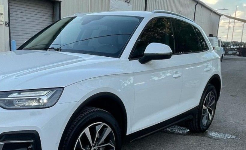 How Much Does It Cost to Tint Car Windows? (7 Biggest Pricing Factors)