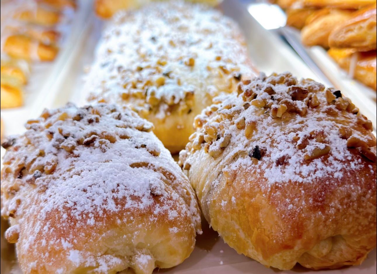 Argentinean Pastries and Cakes | Union City, NJ | Argentina Bakery, Inc.