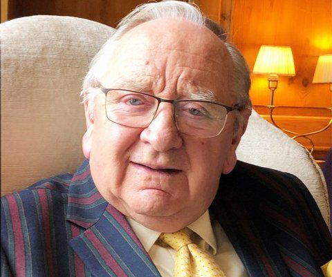 Robin Oaks's Instagram, Twitter & Facebook on IDCrawl