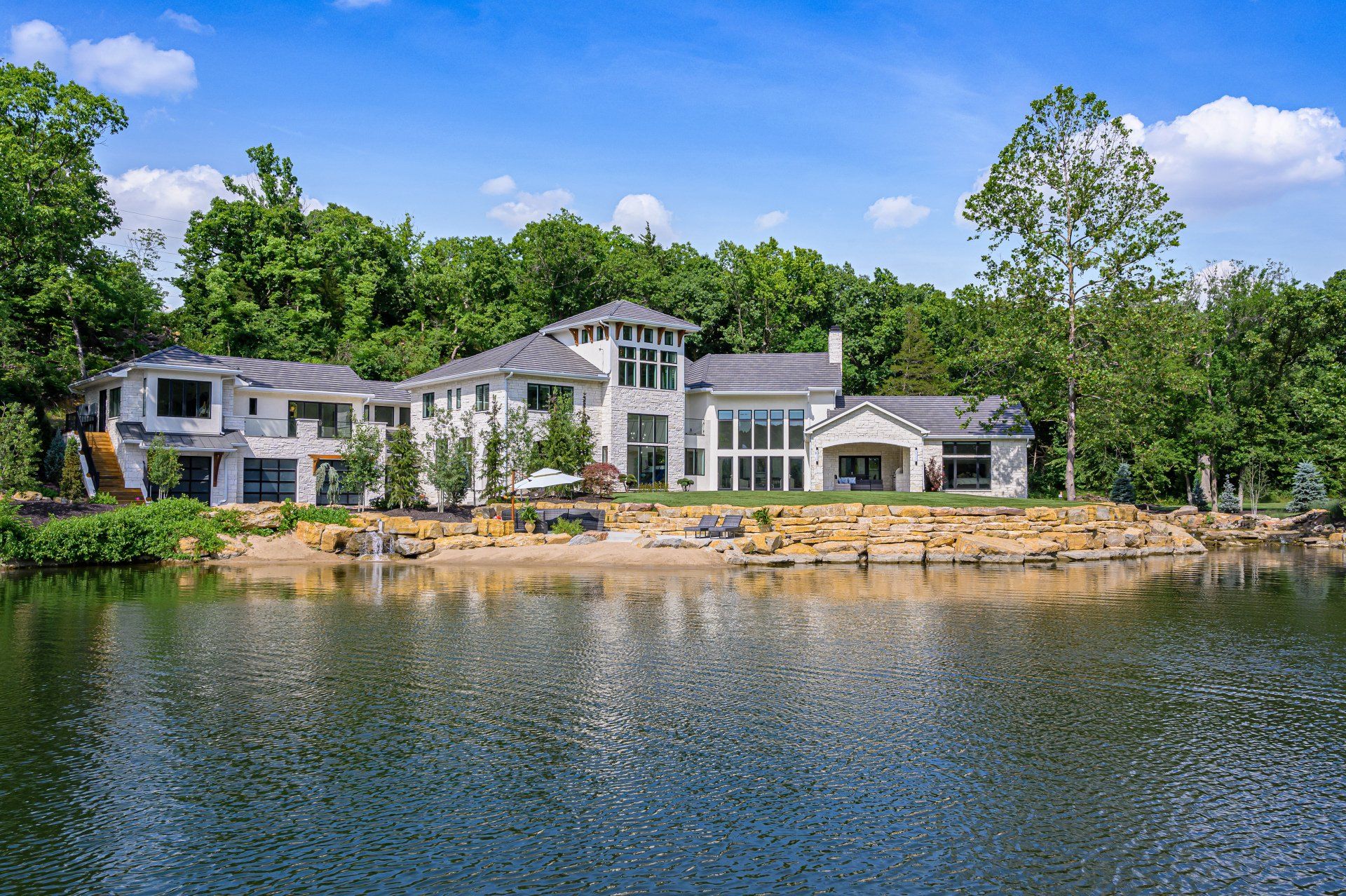 Costain Construction Custom Home & Remodeling Photos