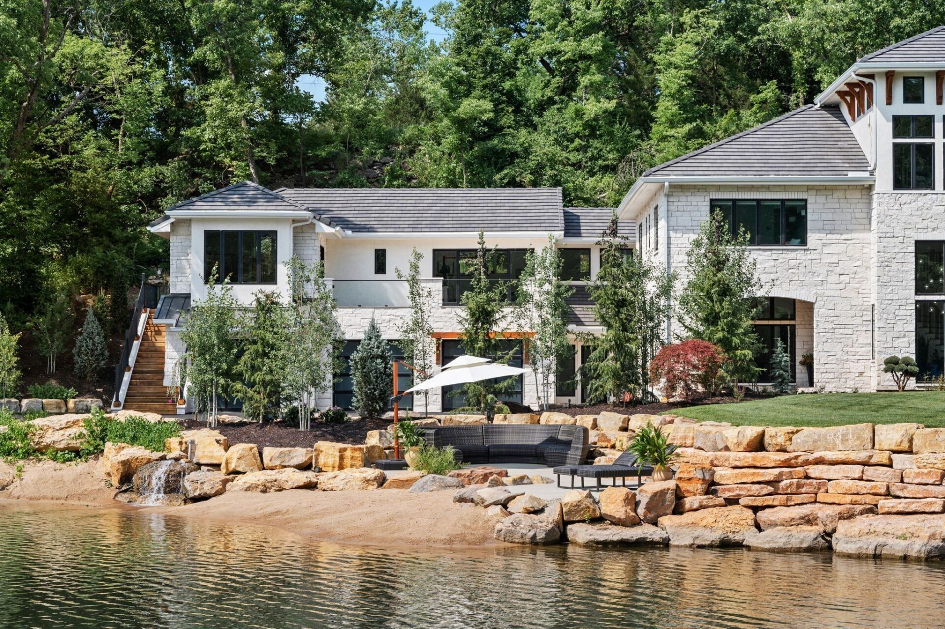 Costain Construction Custom Home & Remodeling Photos