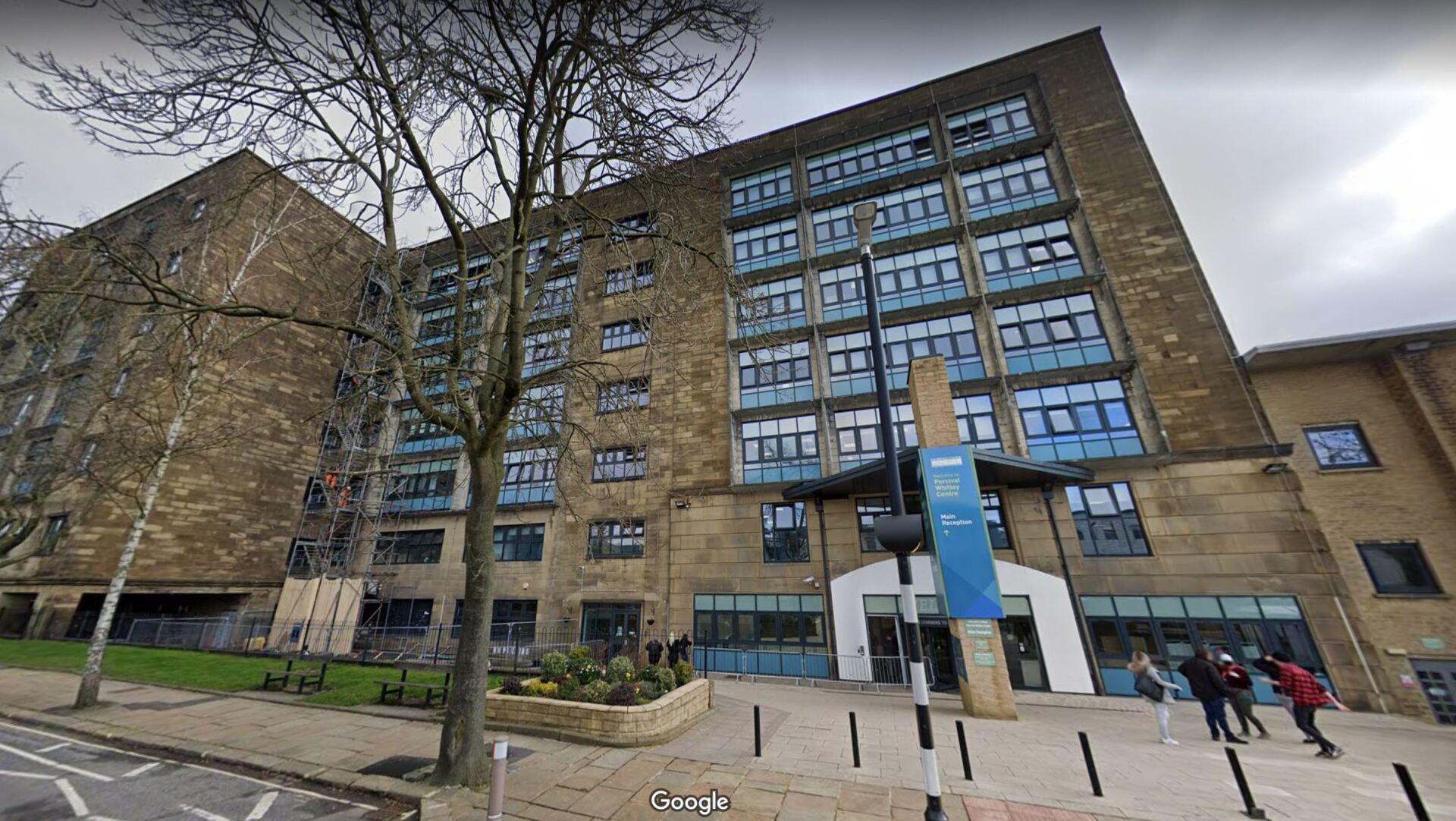 CALDERDALE College - Facade Improvements