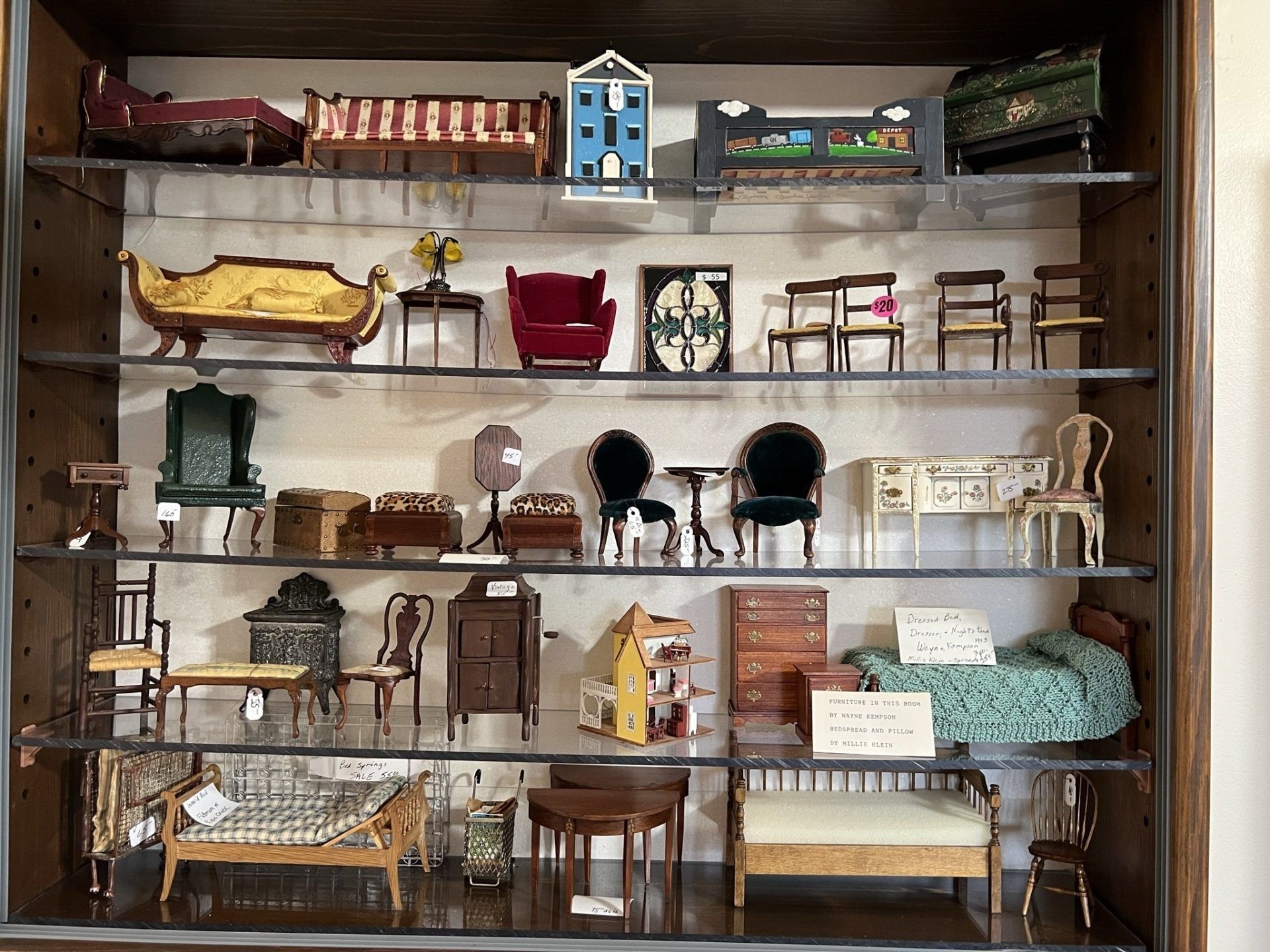 Vintage Collectibles | Dollhouses and Miniatures | Owensboro, KY