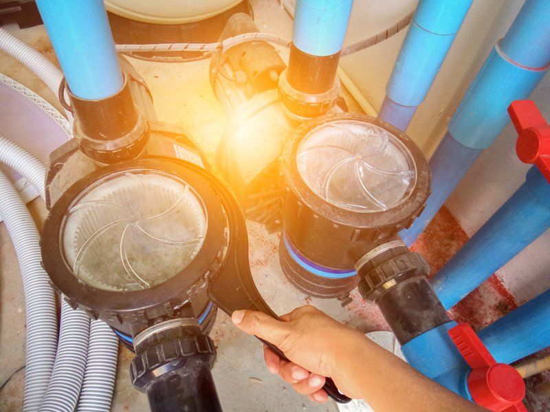 Pool Service in Riverside, CA: Cleaning, Repair and Remodel.