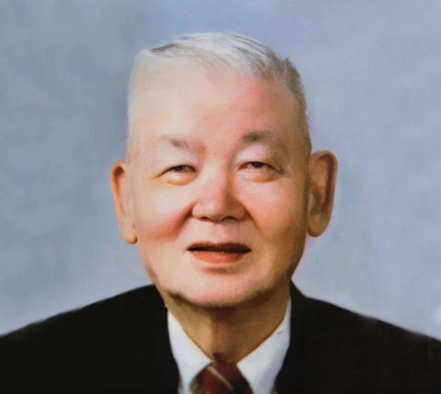 Houng Chang's Instagram, Twitter & Facebook on IDCrawl
