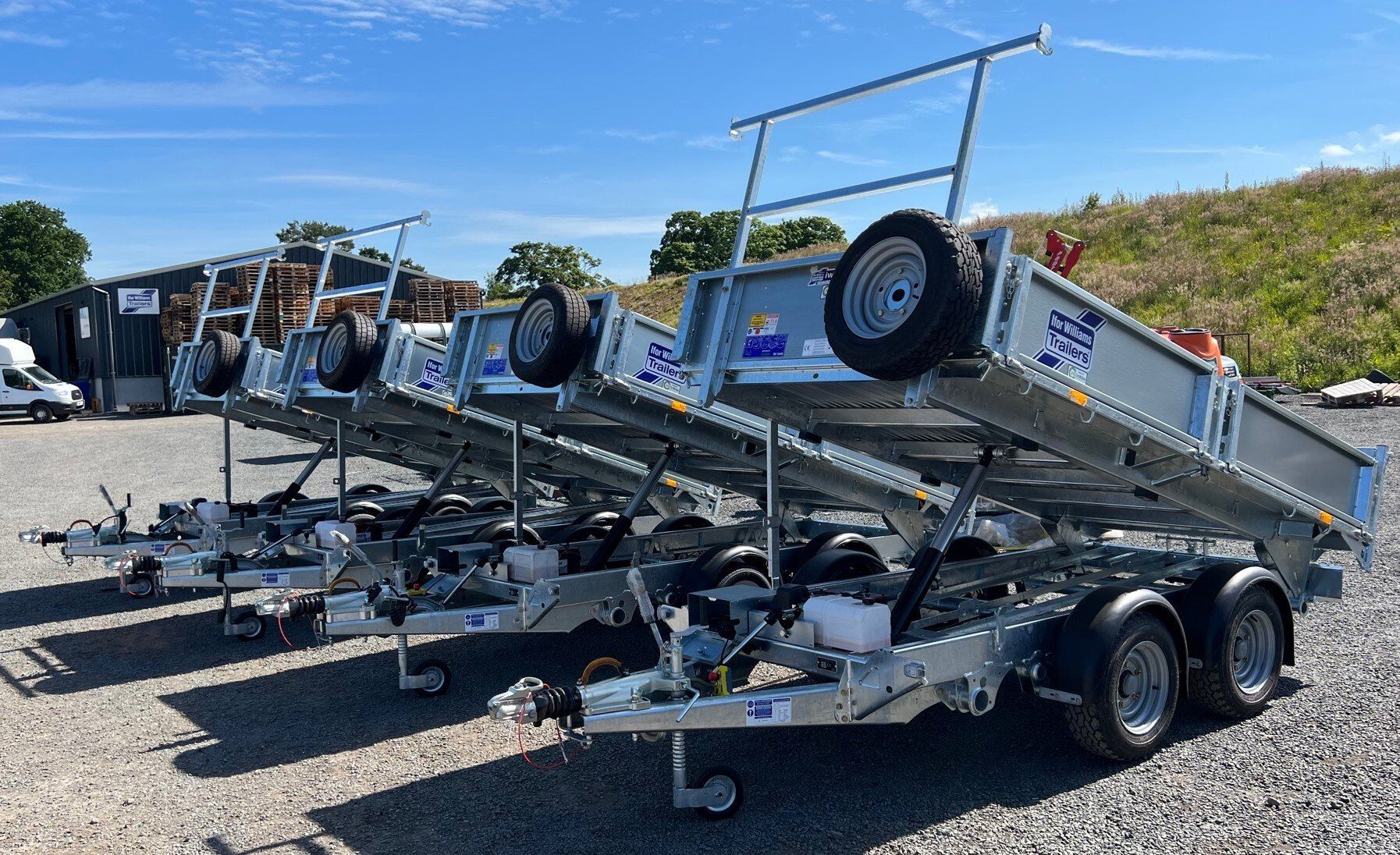 J&C Griffiths I Agricultural Engineers I Home