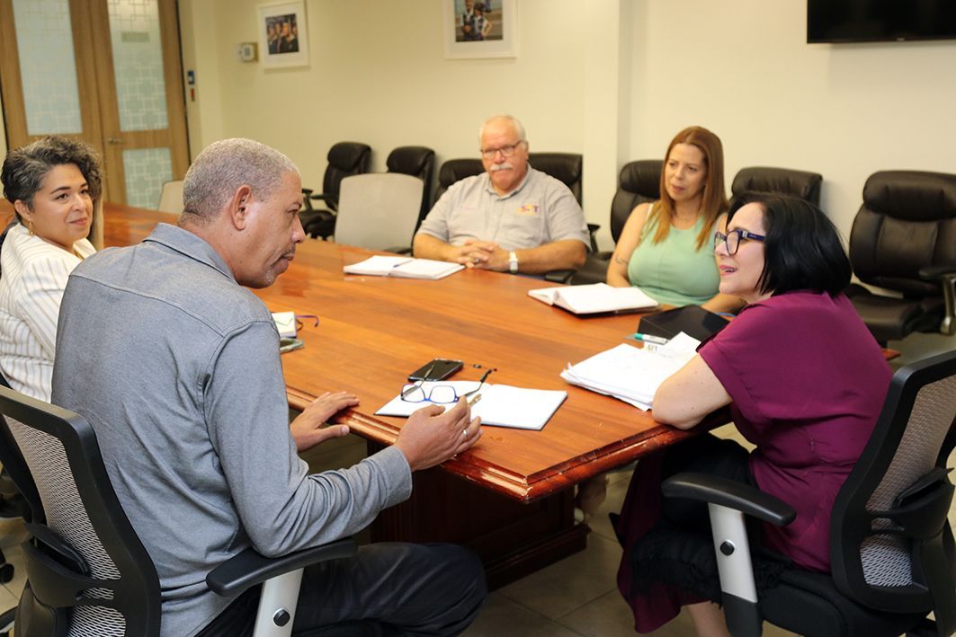 SPT se reune con nueva Secretaria de el Departamento de Edcuación