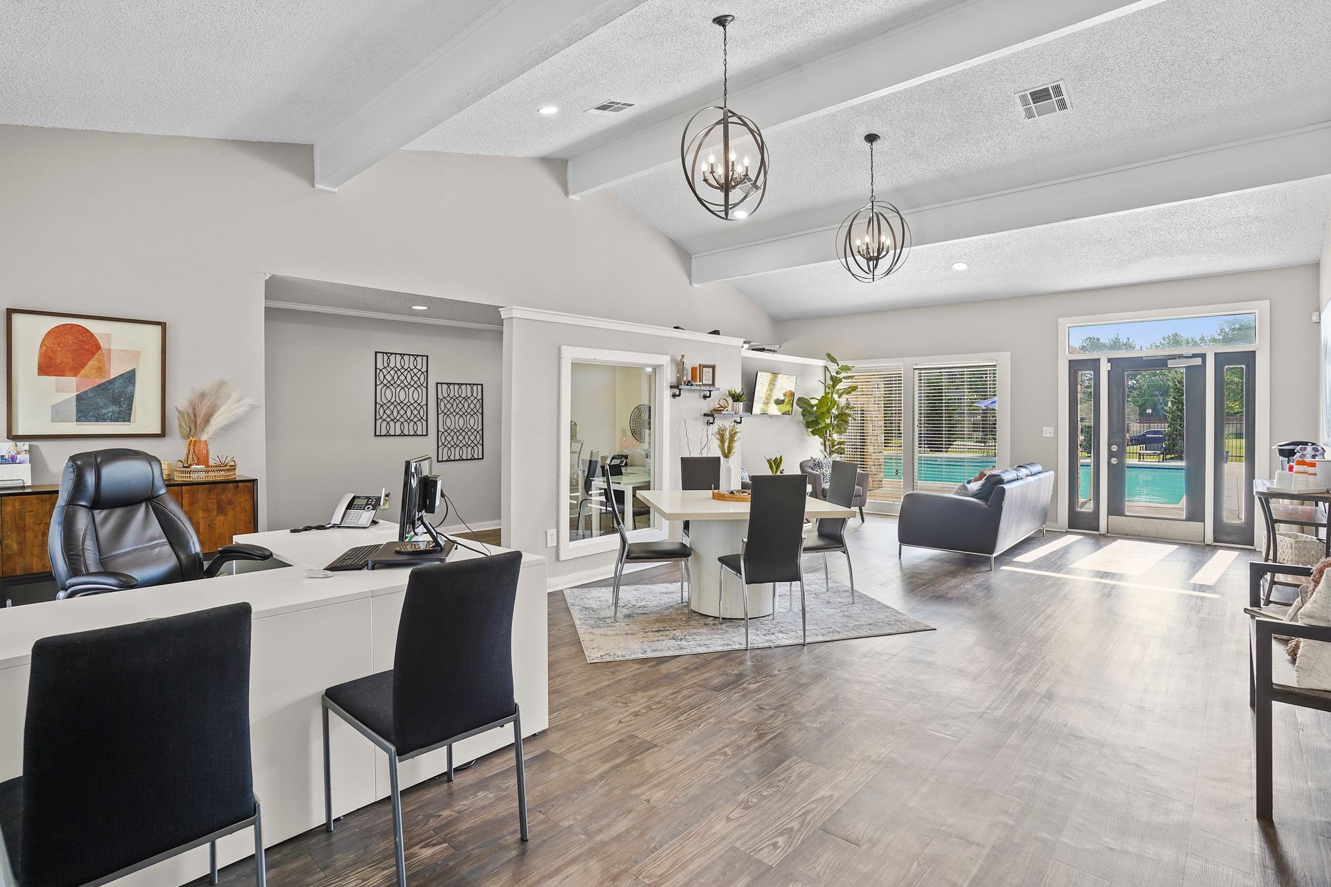 Discover Regency Point Apartments: Features & Amenities