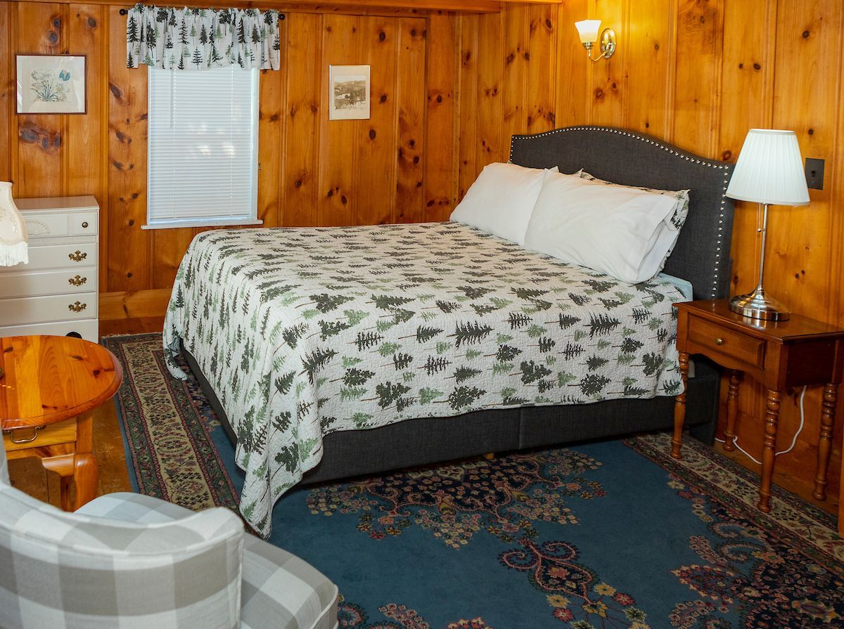 Snowvillage Inn Rooms | New Hampshire