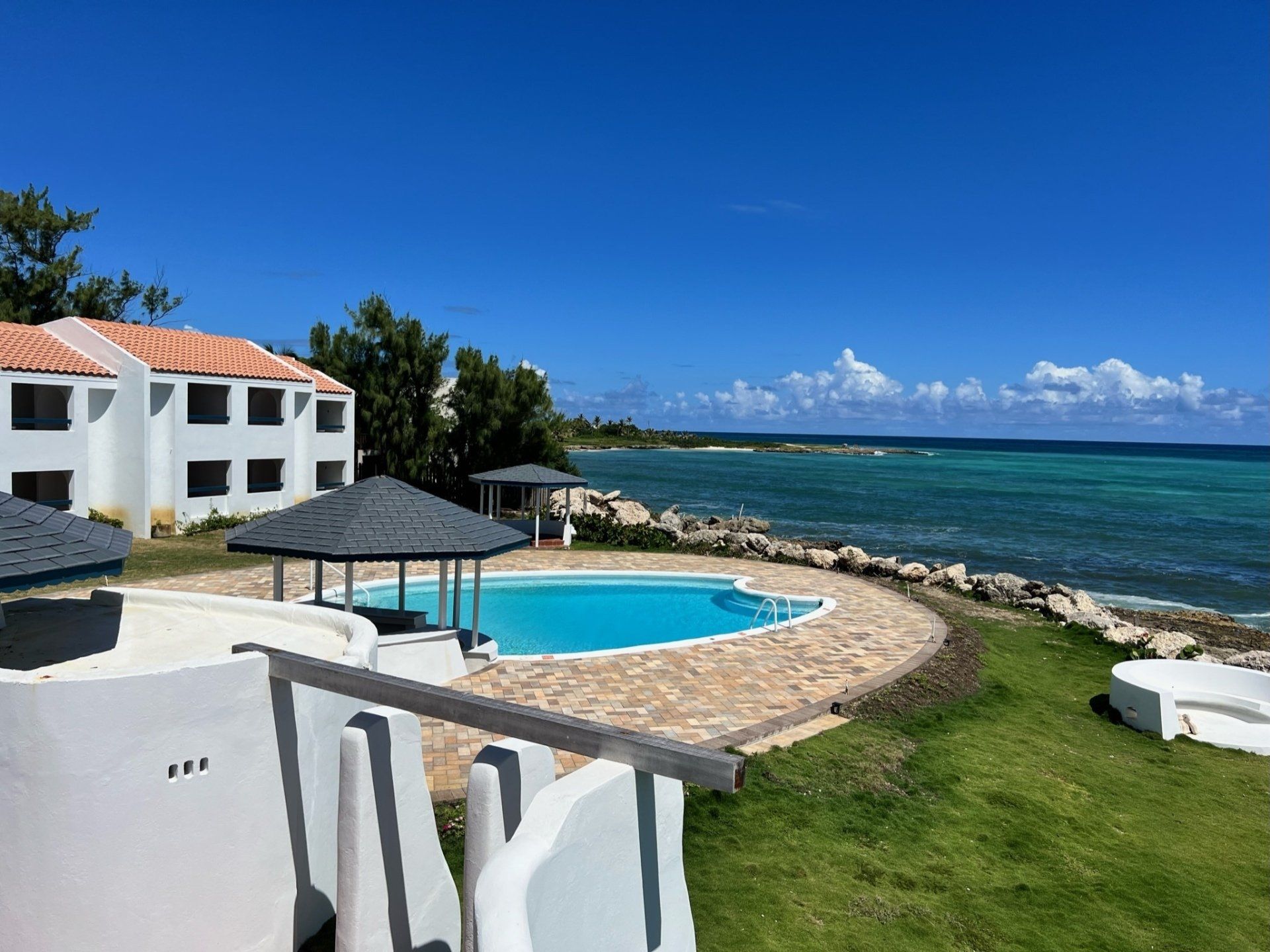 OceanBlue Resort | Rooms | Private en-suite hotel rooms in Barbados ...