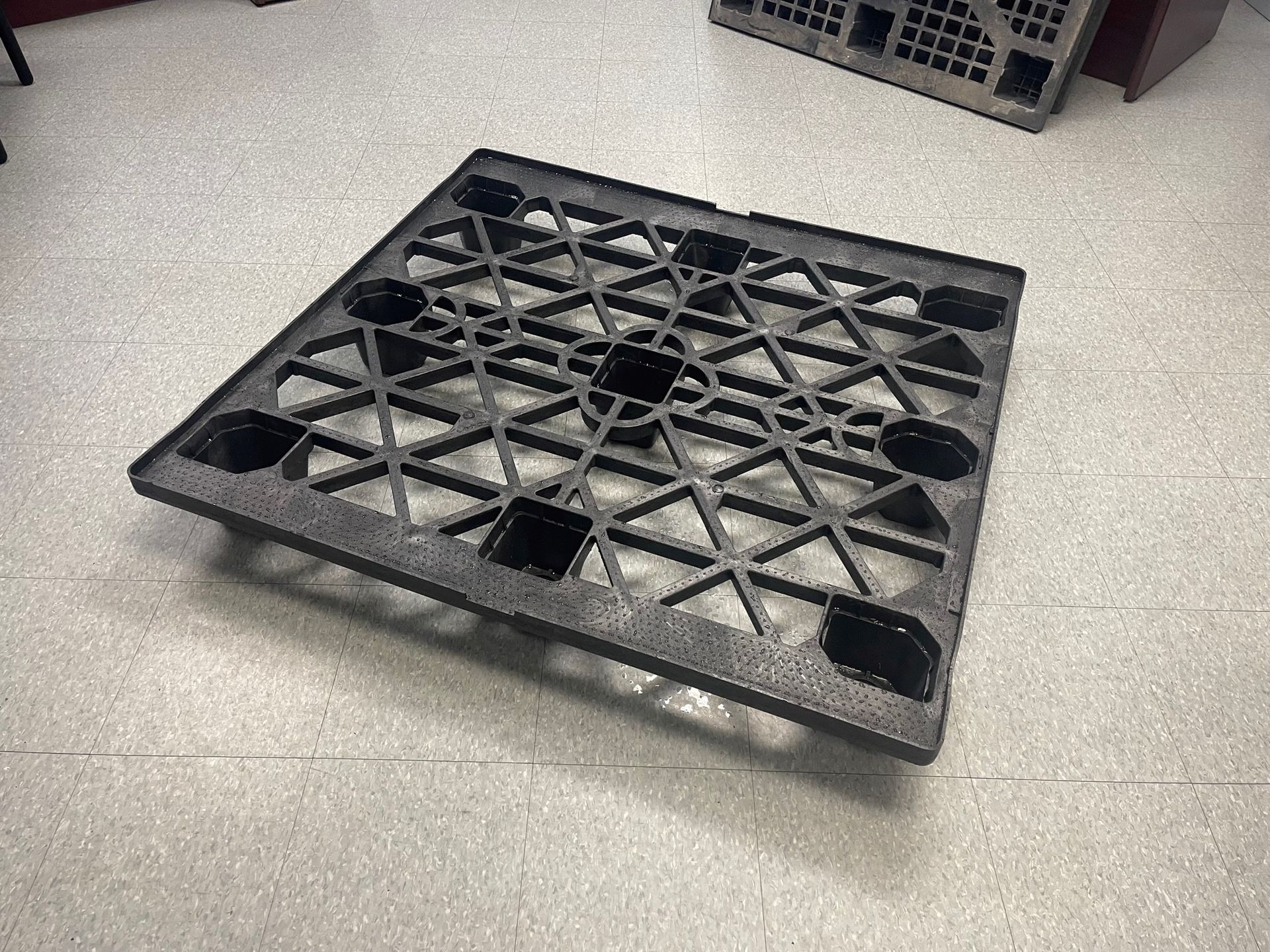 Plastic Pallets | Triple Diamond Plastics