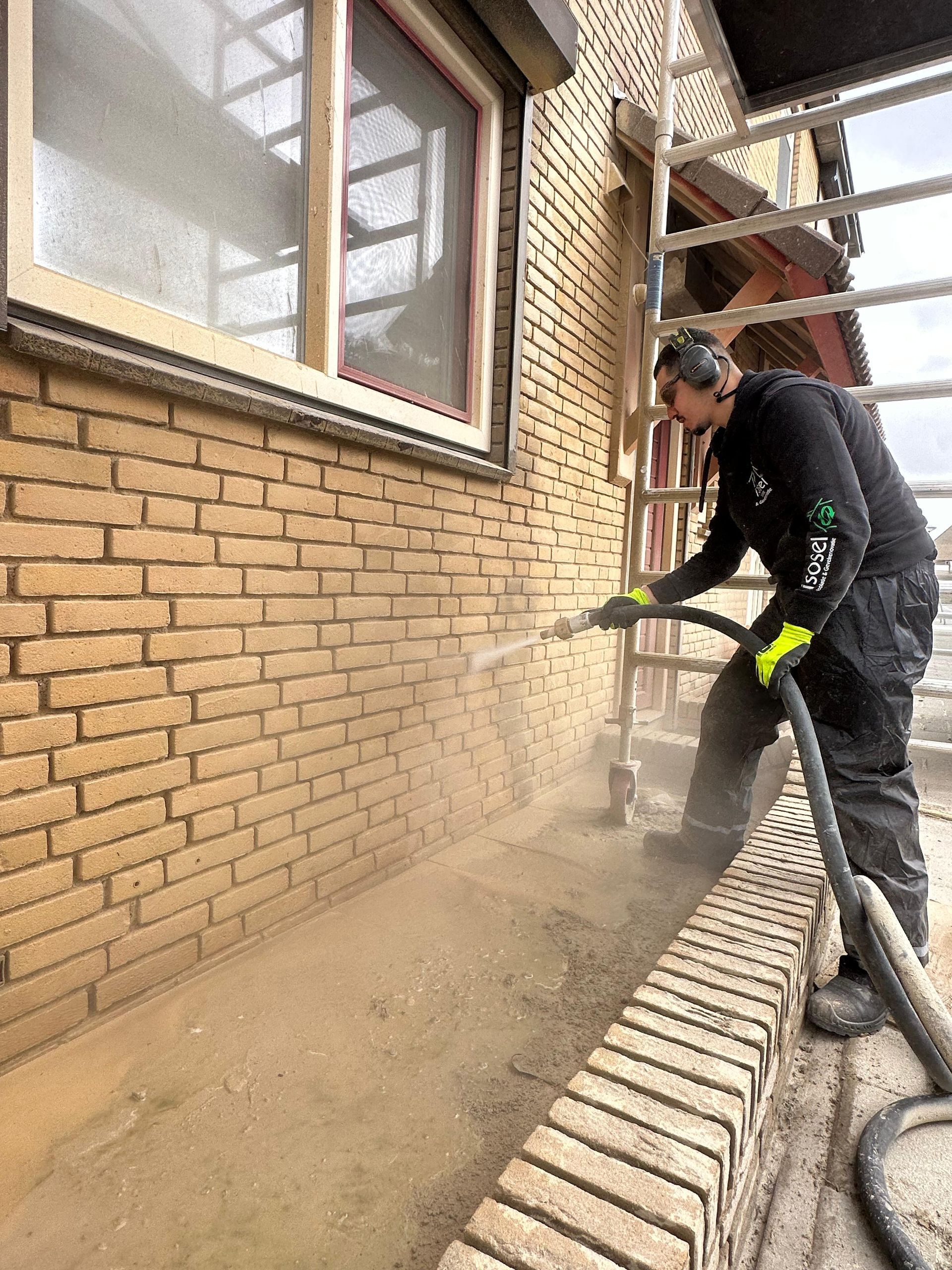 Gevel reinigen en impregneren | ISOSEL Gevelimpregnatie en reiniging