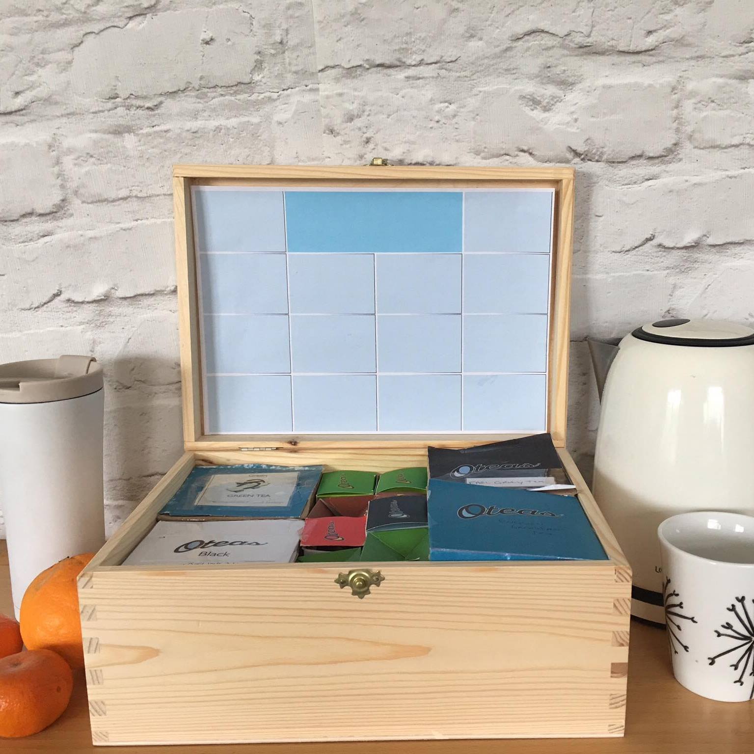 Advertising agency | Advert in a Box Ltd