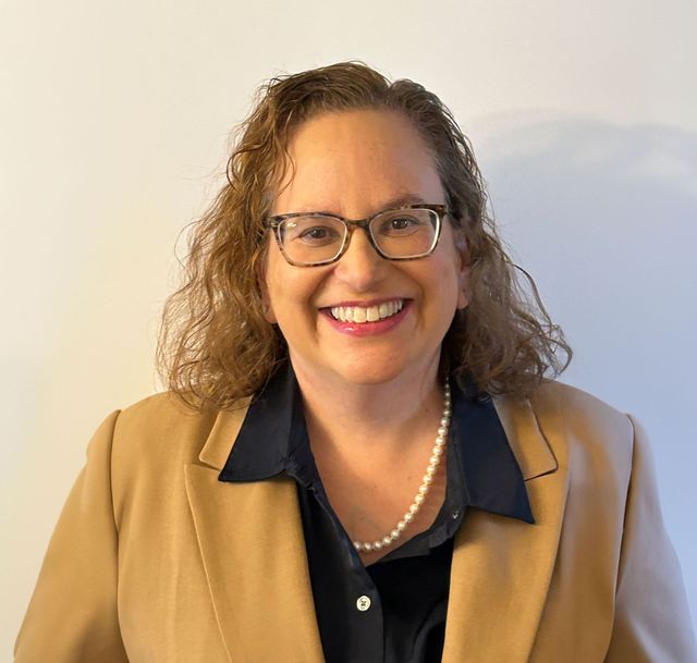 Susan Devine's Instagram, Twitter & Facebook on IDCrawl