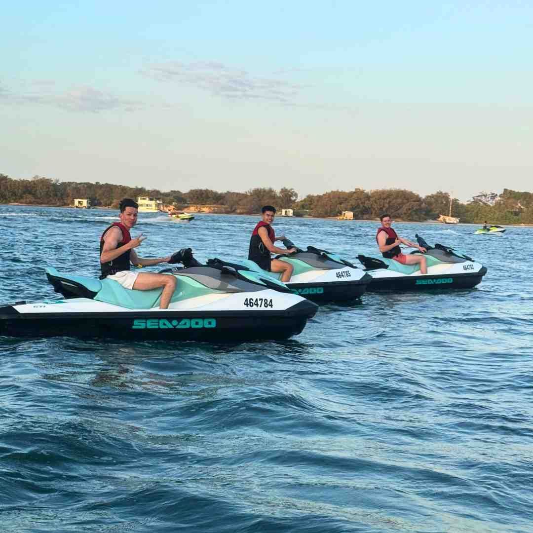 An Essential Guide to Party Pontoon Hire on the Gold Coast