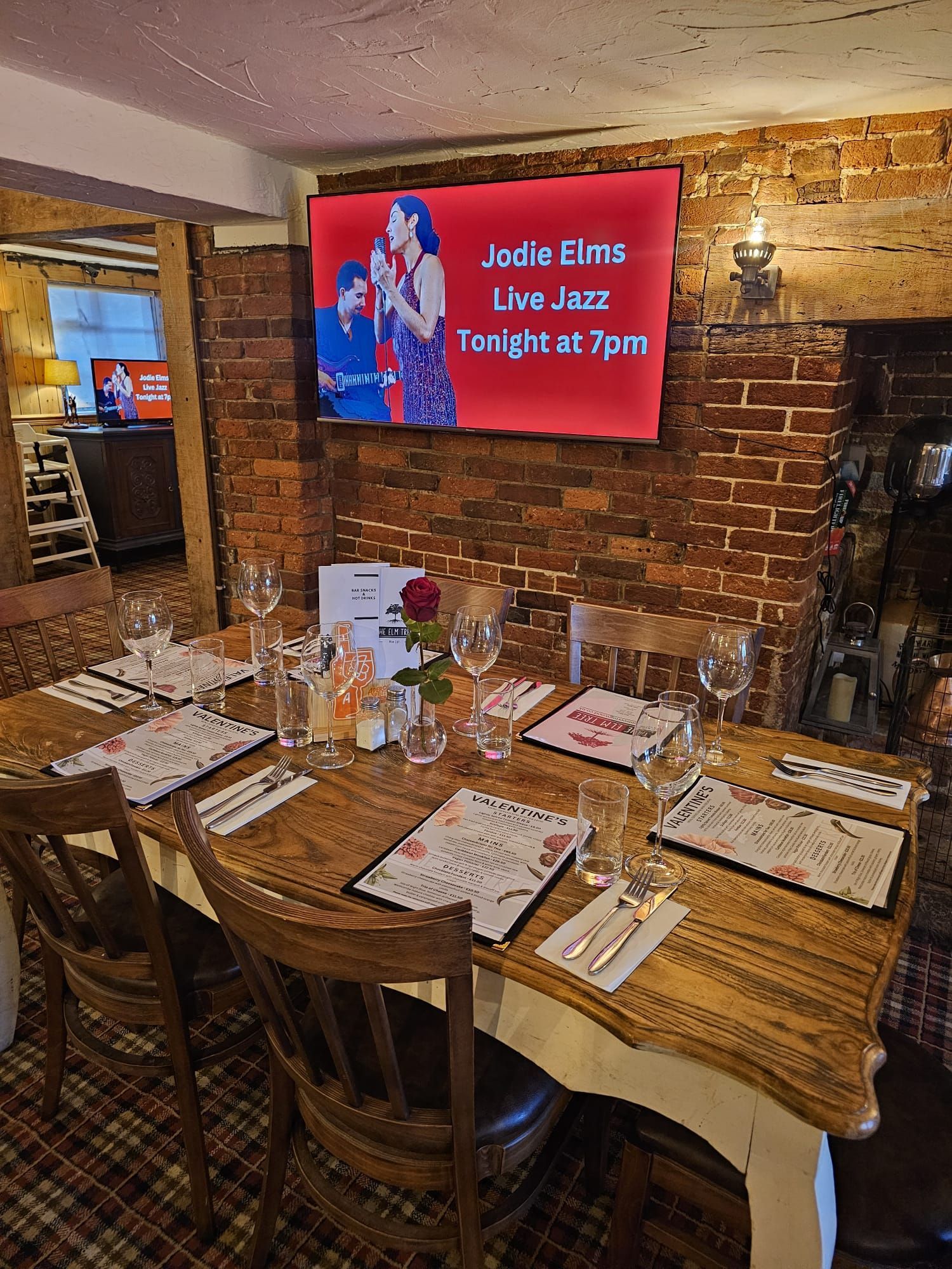 Delicious Food and Wine Menu | The Elm Tree Pub, Ringwood