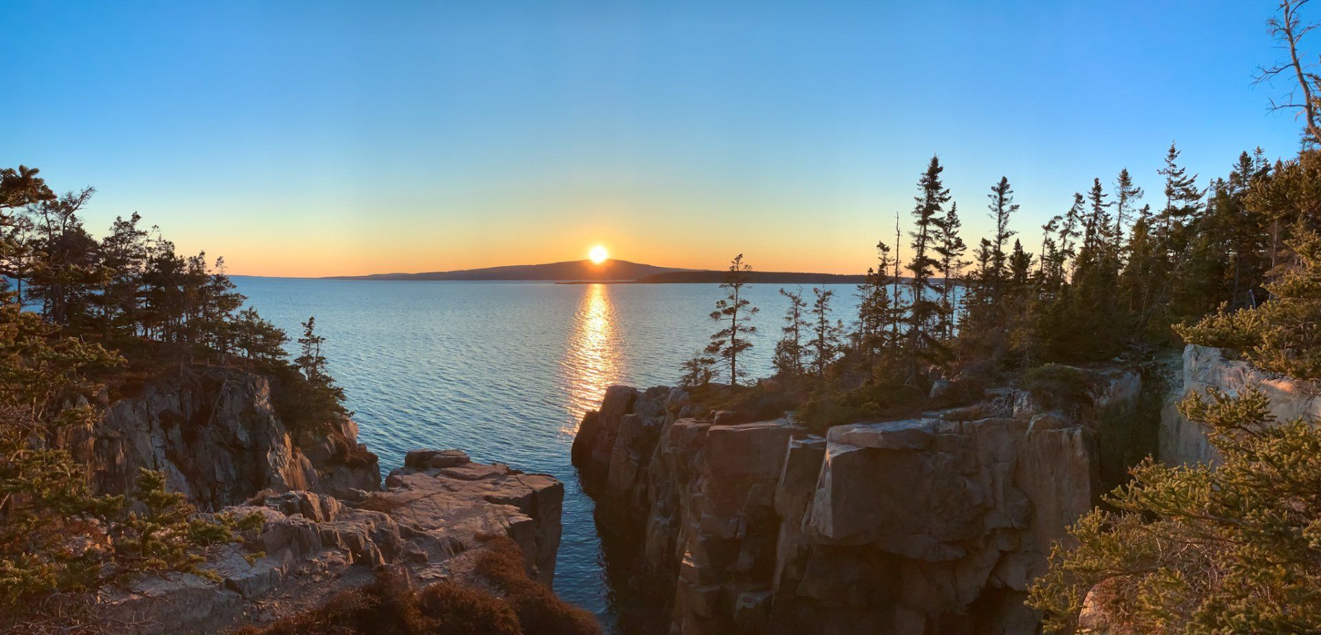 The Bluff House Inn, Maine: Inns and Cabins overlooking Frenchman bay