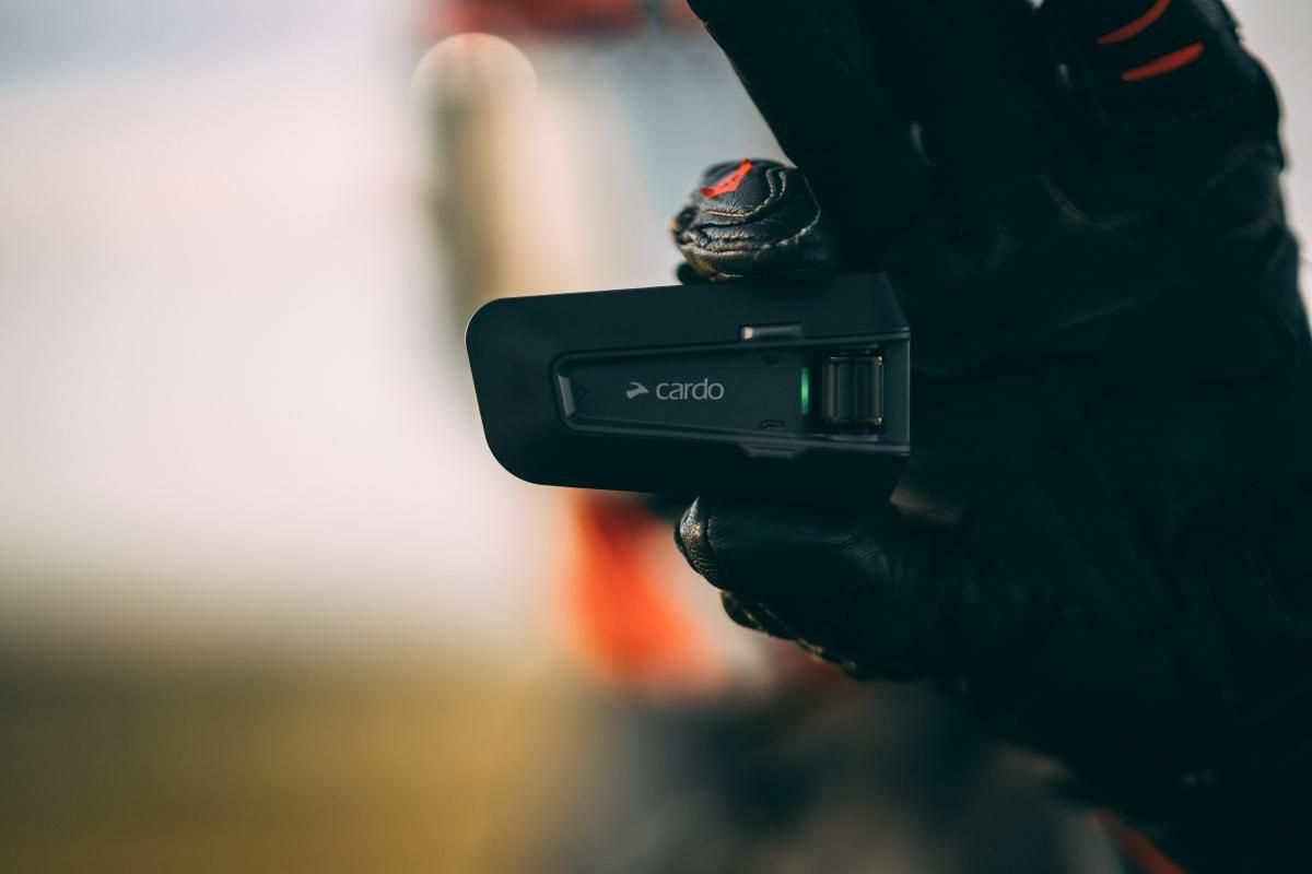 Cardo Edge NEO - Beste Kommunikation zum kleinen Preis