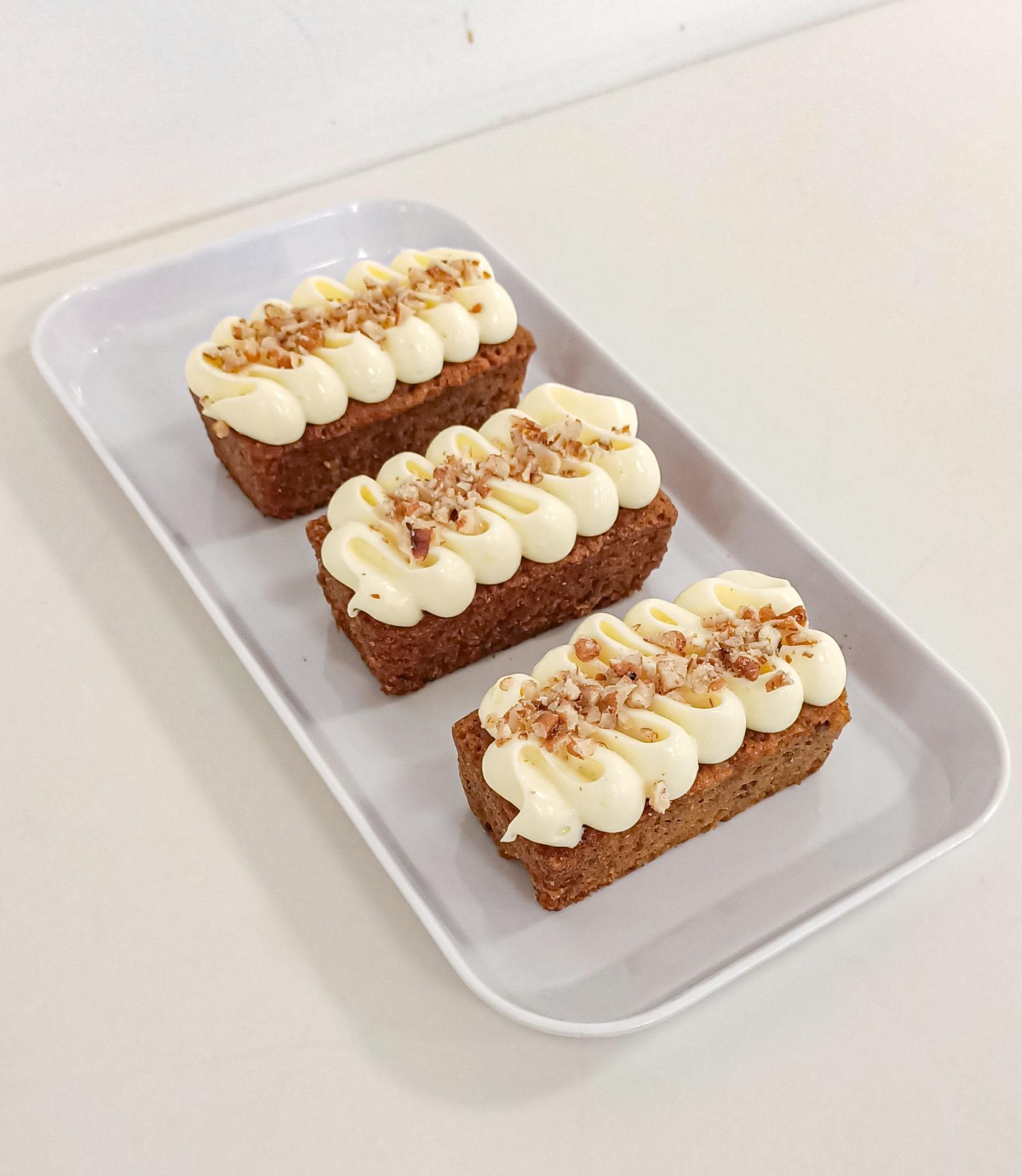 Custom cakes, gold coast, wedding cakes, cake maker