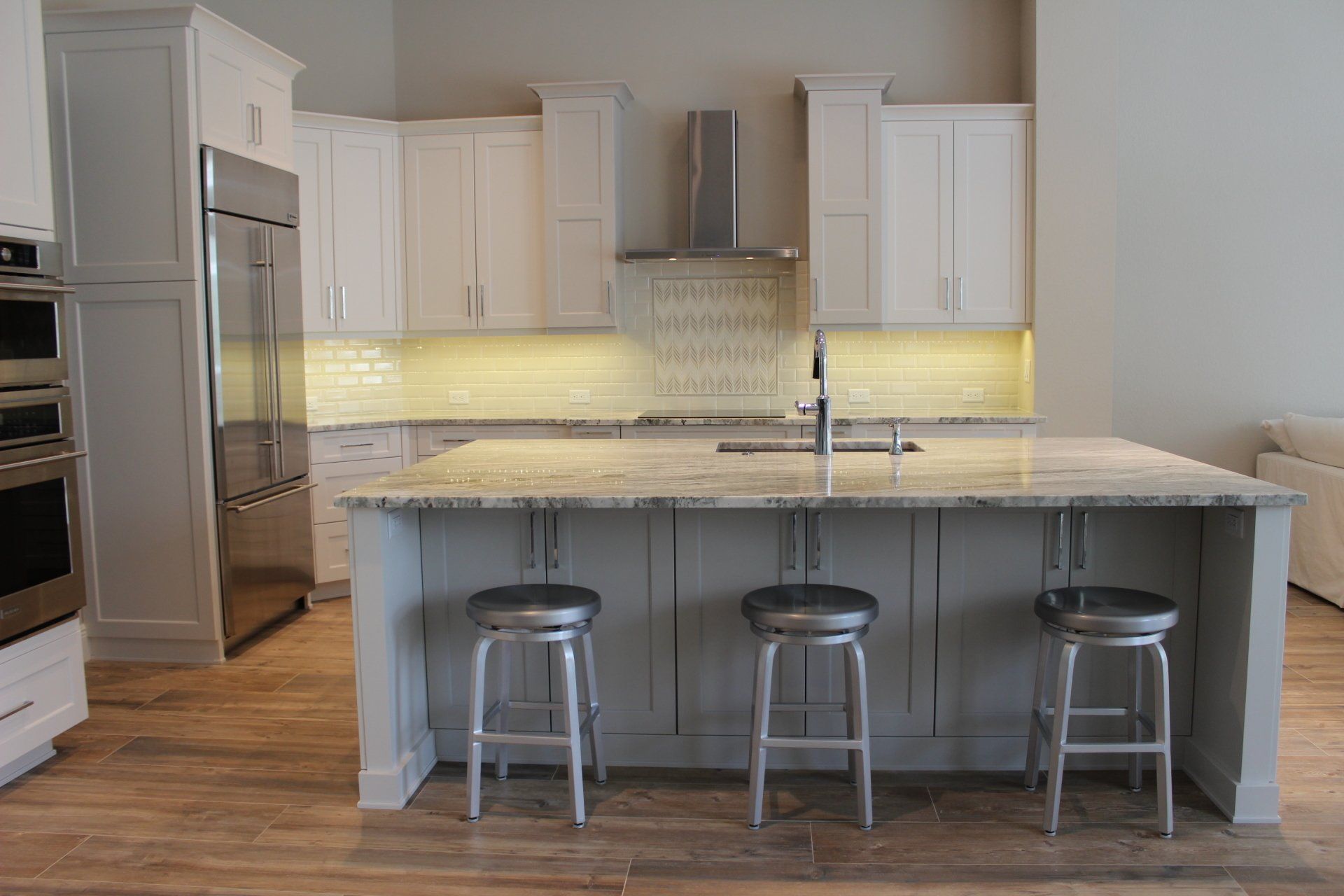 Remodeling Services Naples FL | Kitchen & Bathroom Cabinets