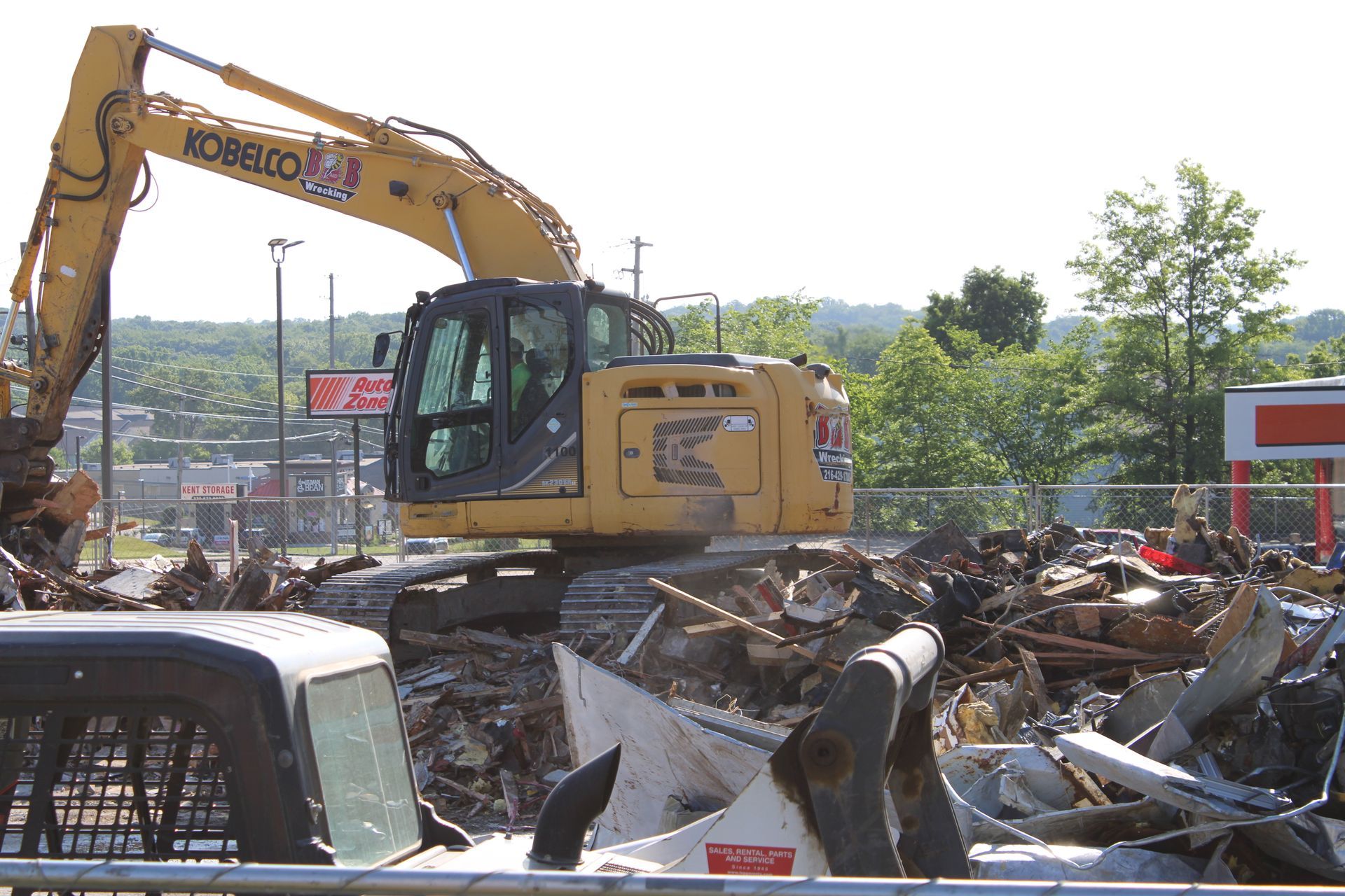 Witness Demolition Artistry | Cleveland, OH | B&B Wrecking