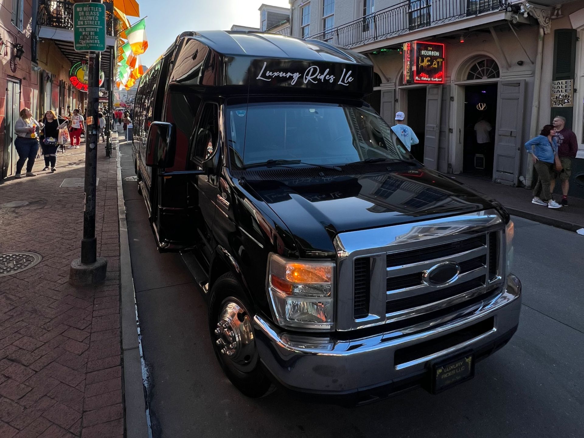 Luxury Transportation Fleet | Luxury Rides LLC | LA, Memphis, Nashville