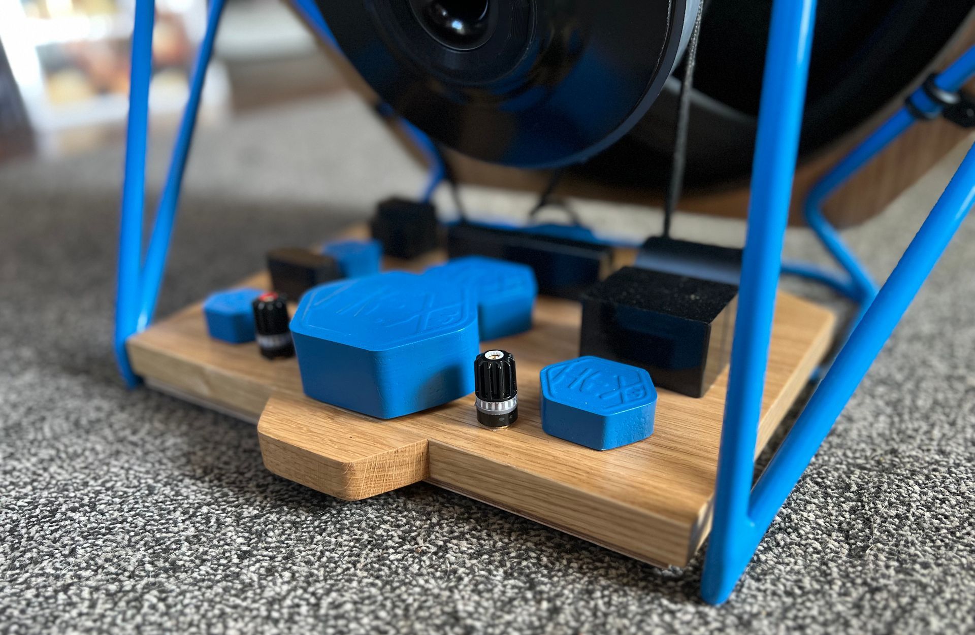 HEX3 compact 3 way open baffle speakers