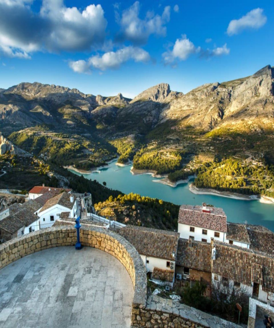 Alicante and Guadalest private shore excusions