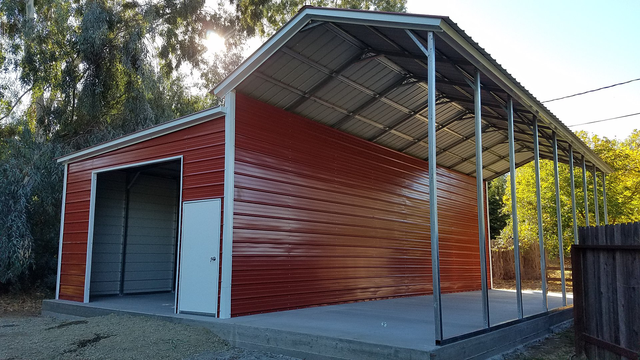 Barn With Enclosed Lean To