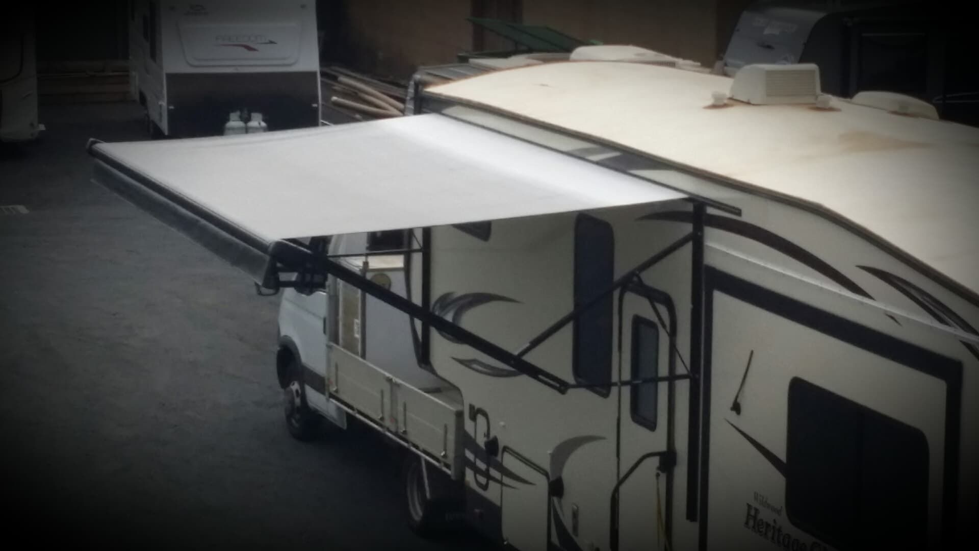 B & C Caravan Service | Caravan Dealer in Dubbo