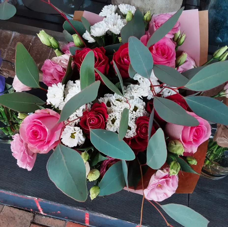 Flowers On Talbragar | Florist in Dubbo