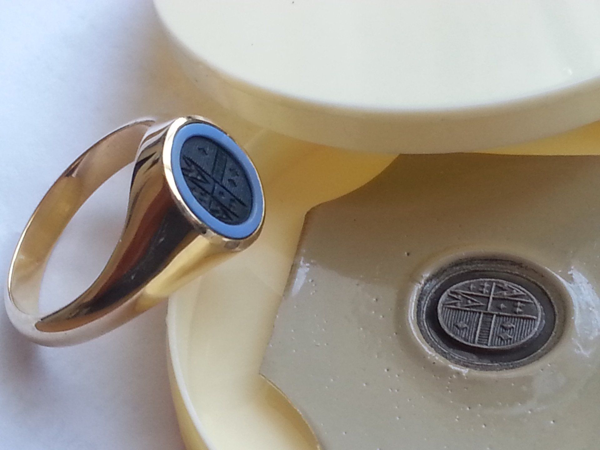 Gold Crest Signet Rings | Hallmark International
