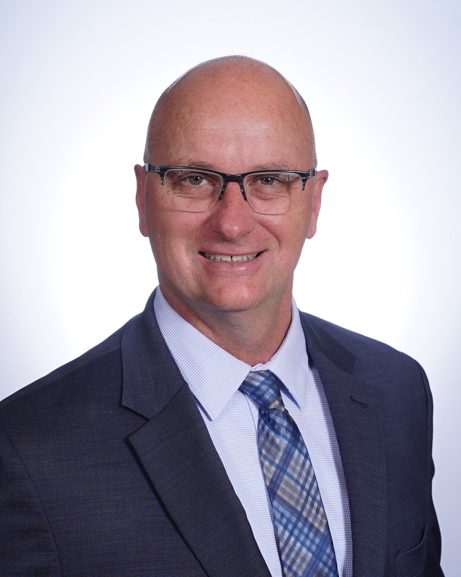 Edgewater Insurance + Real Estate