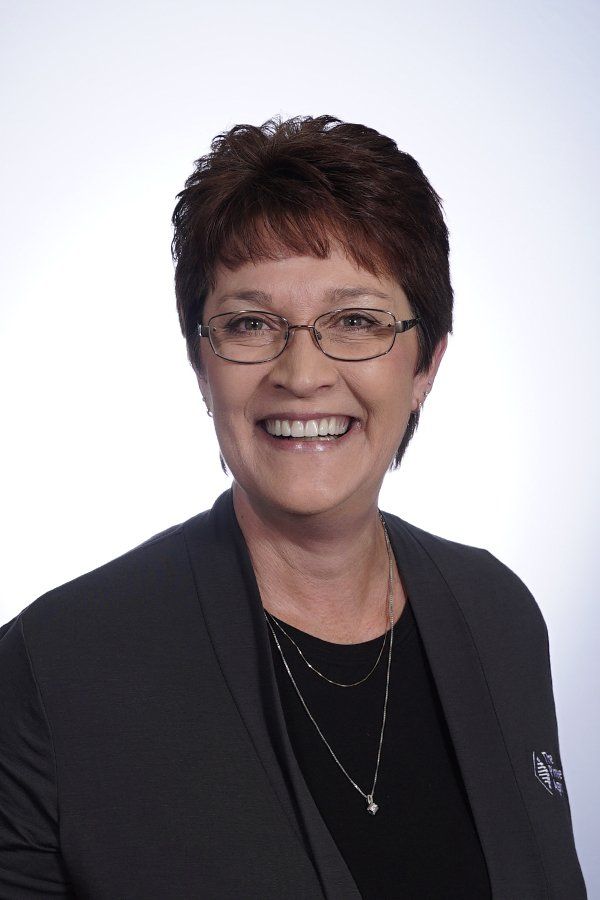 Edgewater Insurance + Real Estate