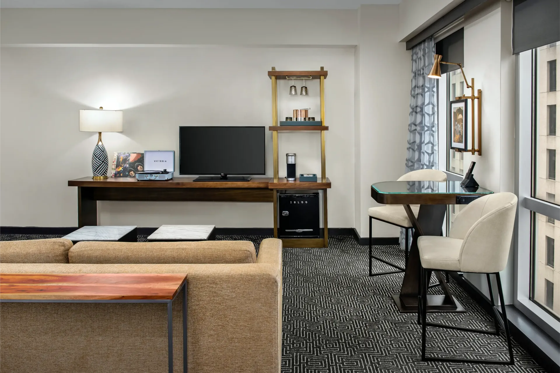 Rooms & Suites | The Troubadour Hotel New Orleans