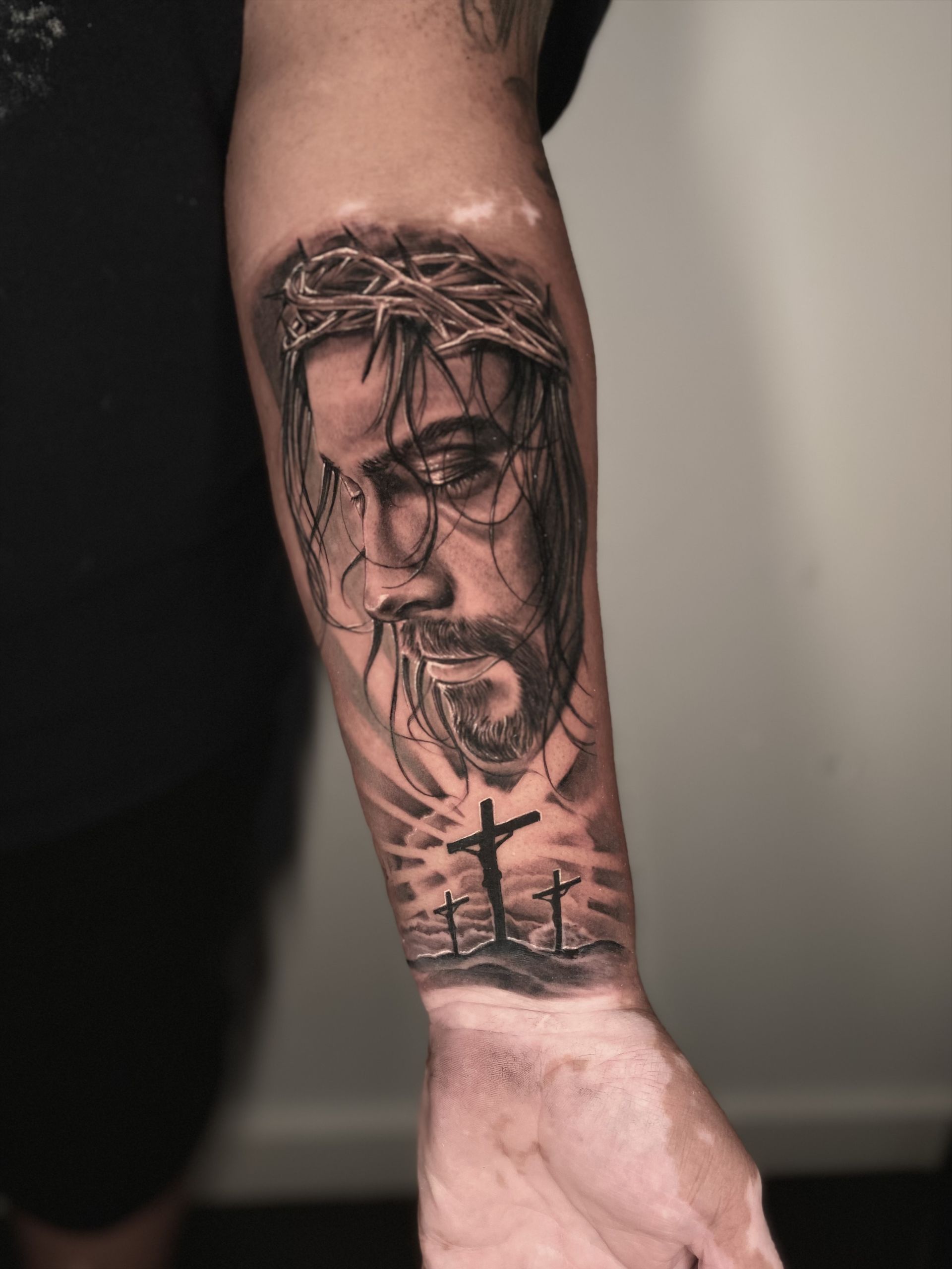 Platinum Tattoos & Body Piercings l San Antonio, TX