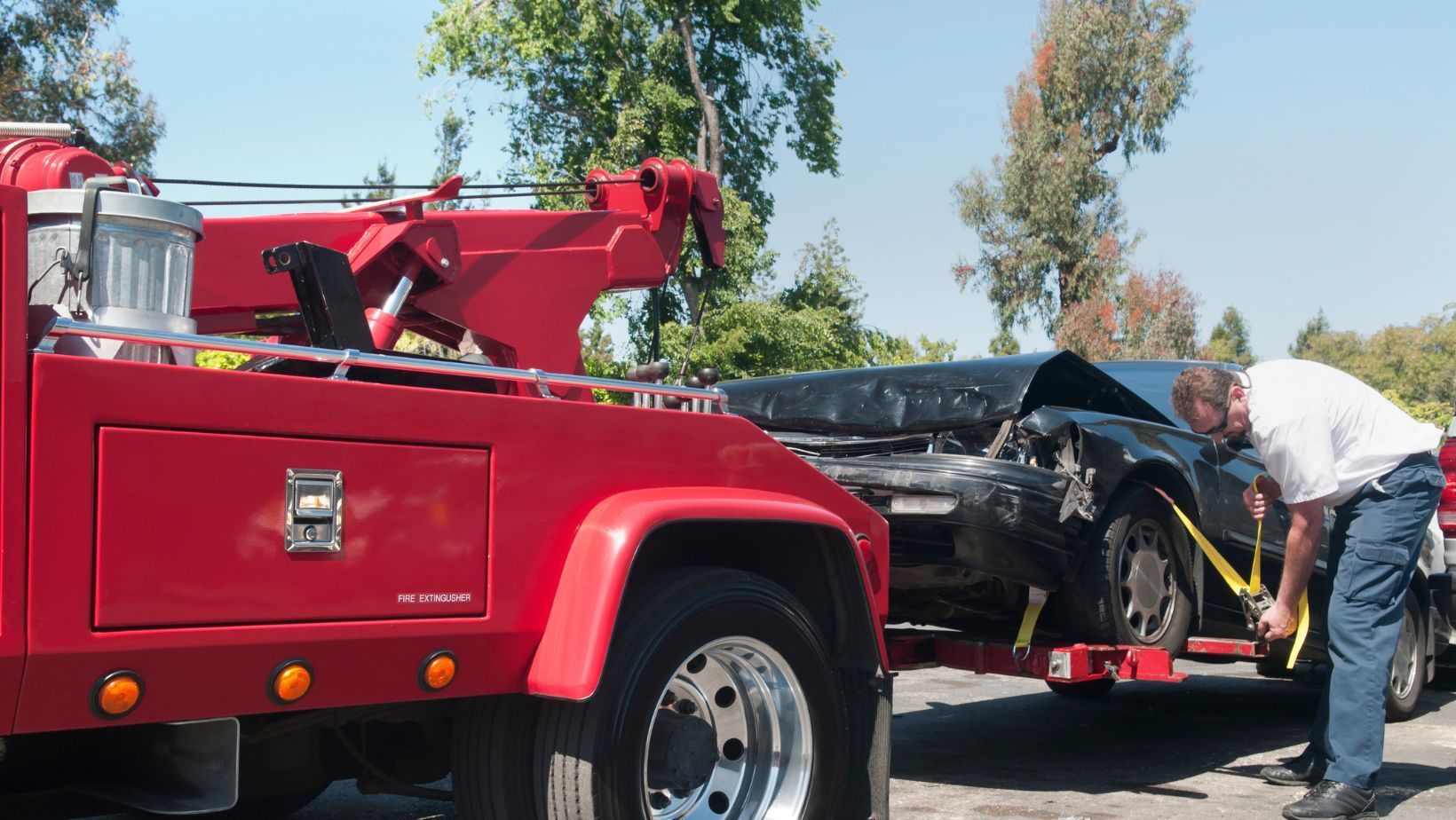 What Are the Key Differences Between Towing and Hauling?