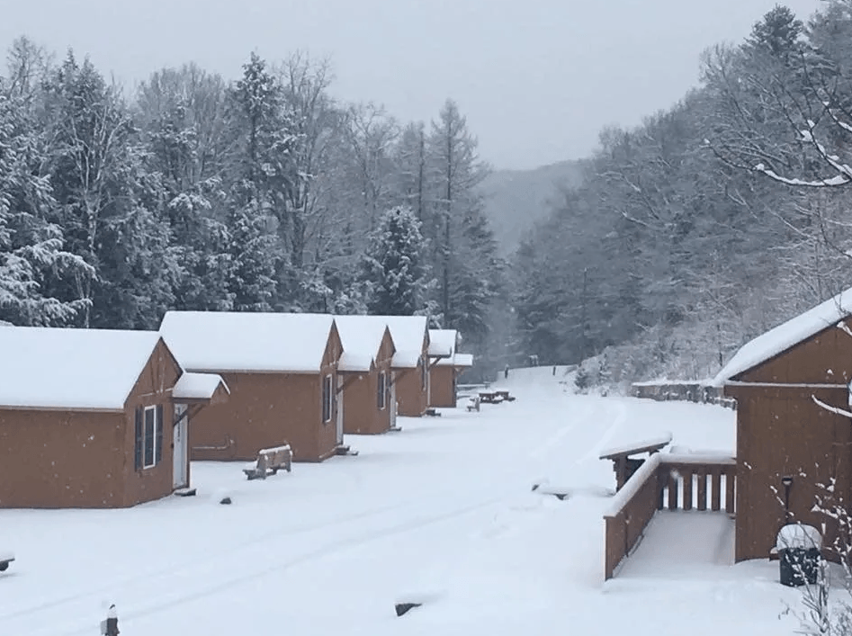 Medix Run Lodges | Lodges and Cabins Benezette, PA