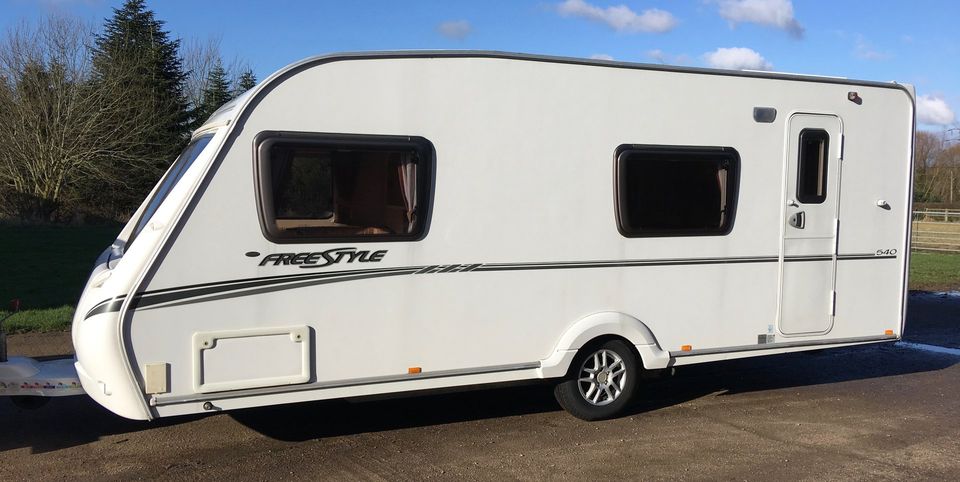 Abbey Freestyle 540 caravan for hire