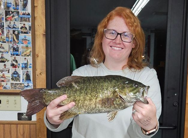 Lake Oahe Smallmouth Proud Angler