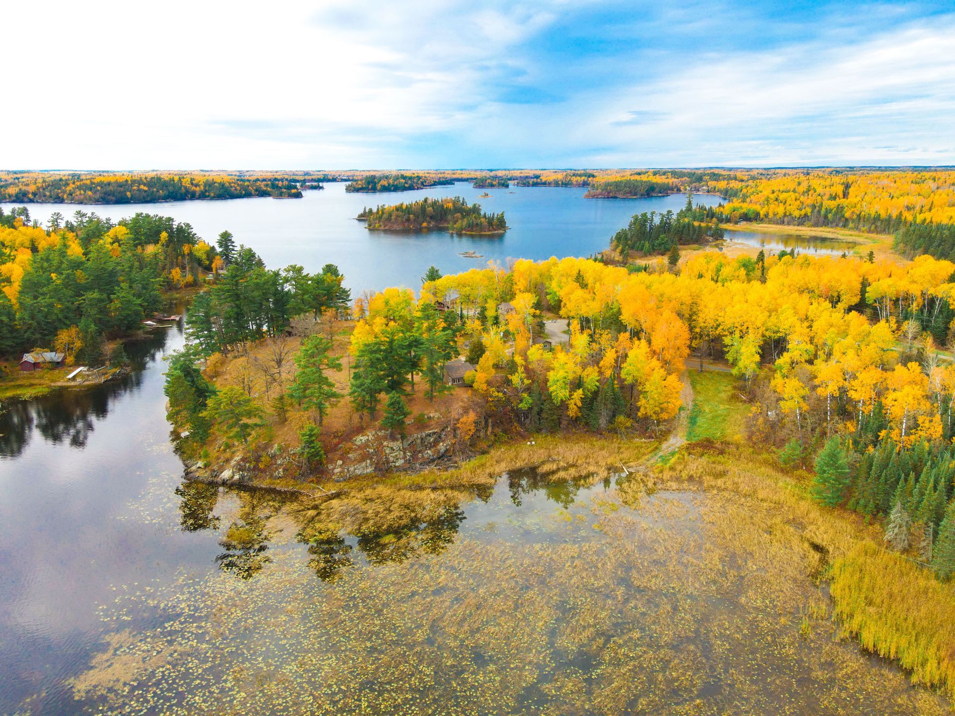 Exterior Views | White Pine Lodge