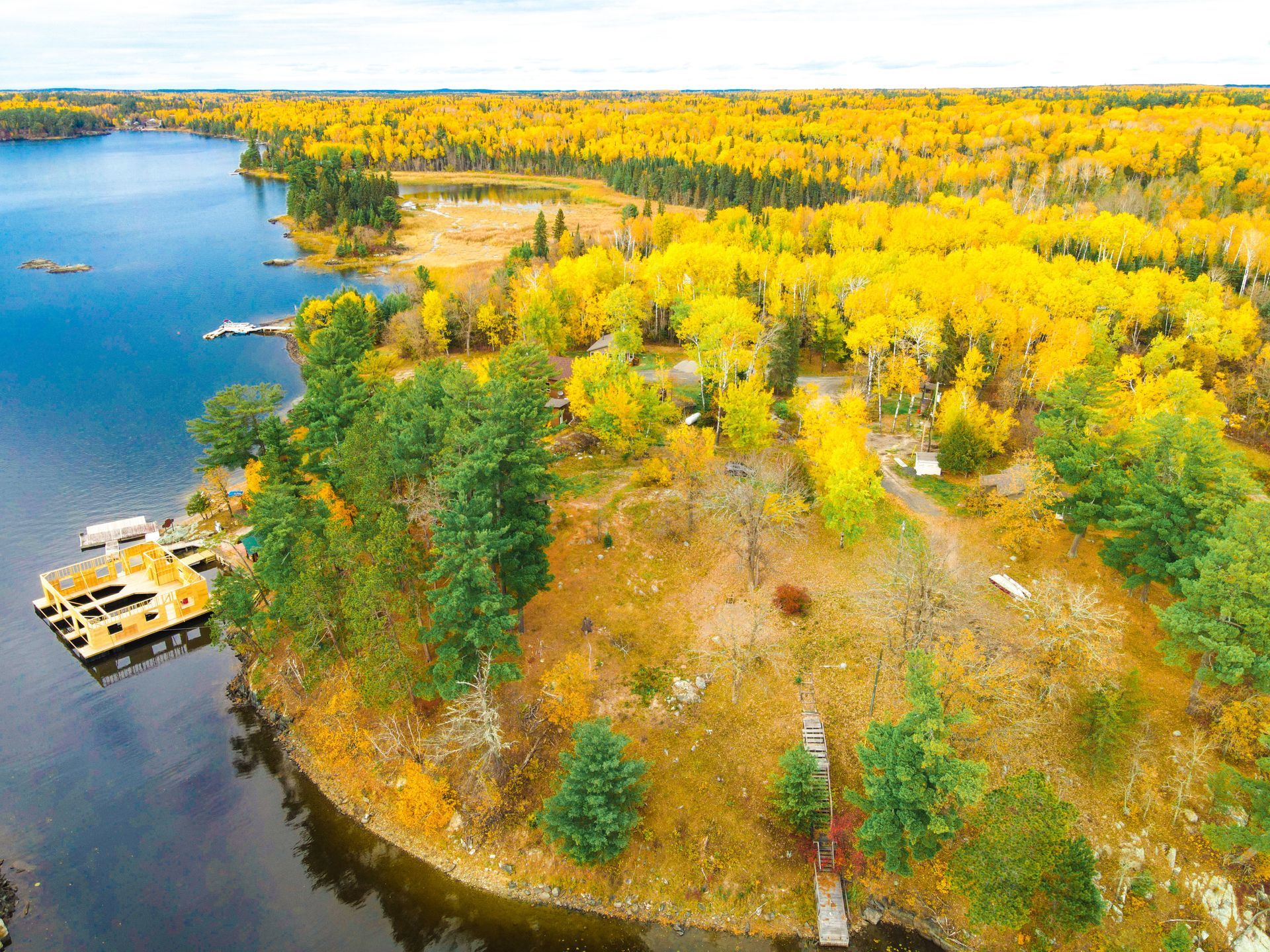 Exterior Views | White Pine Lodge